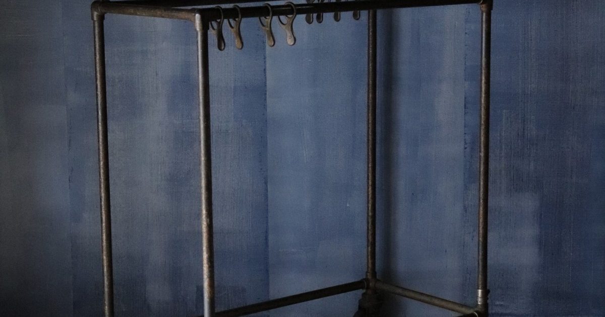 1940’s iron mail bag rack – BROWN. | 京都 二条新町の生活雑貨店